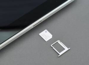 インドネシア旅行でおすすめのSIMカードは？選び方やIMEI登録方法も解説